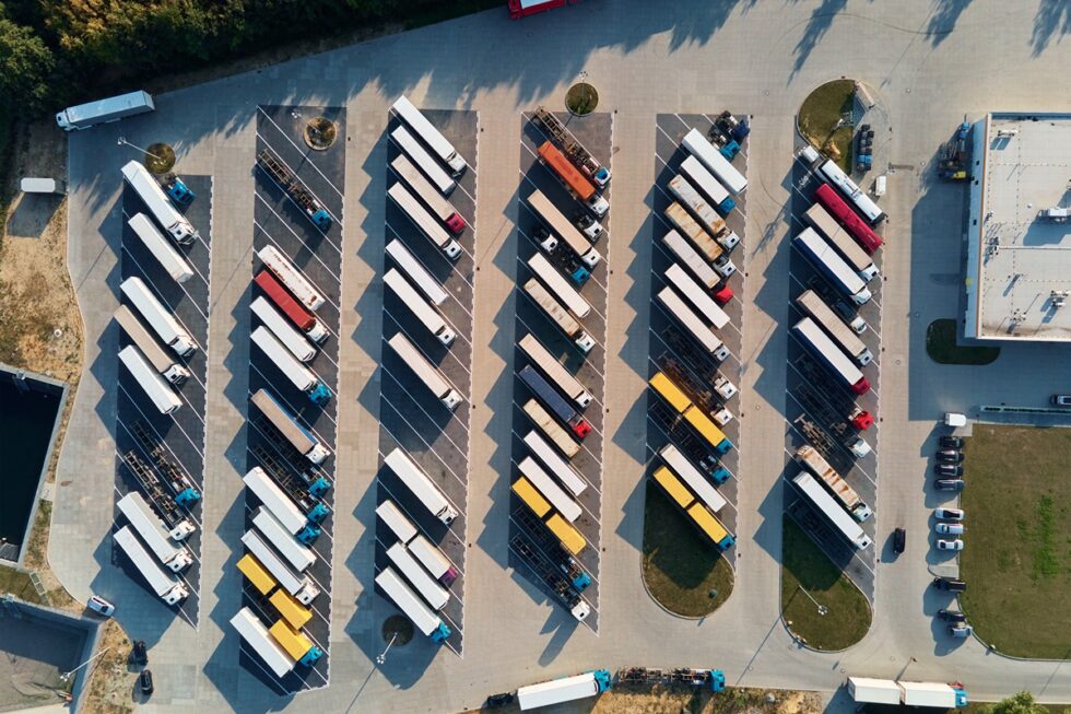 Sitemapcdatahttpsomobeldreferenzcomhow Many Gallons In A Semi Truck